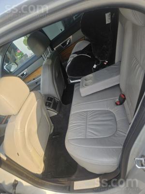 Grey Jaguar XF 2008 in Ogre, with an engine capacity of 2.70 L and mileage of 379 thousand km for 3500 €, photo 22 on AUTOMOTO.COM.LV
