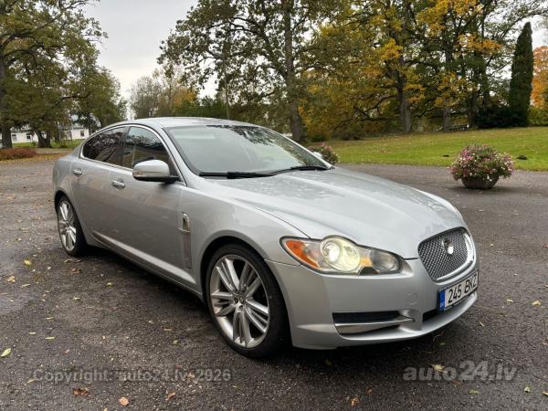 Pelēks Jaguar XF 2008 Rapla, ar dzinēja tilpumu 3.00 L un nobraukumu 309 tūkst. km par 3700 €, foto 1 vietnē AUTOMOTO.COM.LV