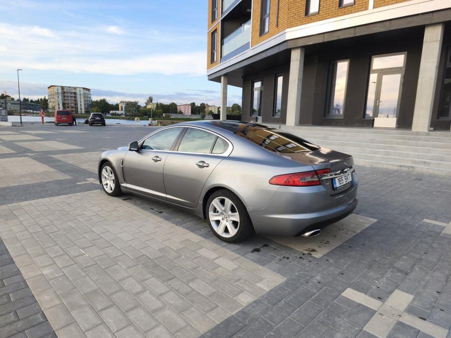 Grey Jaguar XF 2008 in Parnu, with an engine capacity of 2.70 L and mileage of 370 thousand km for 3200 €, photo 13 on AUTOMOTO.COM.LV