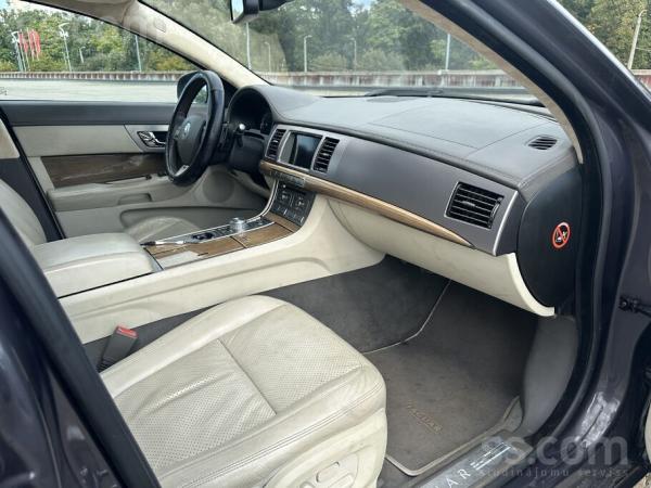 Pelēks Jaguar XF 2008 Rīga, ar dzinēja tilpumu 2.70 L un nobraukumu 270 tūkst. km par 4510 €, foto 11 vietnē AUTOMOTO.COM.LV