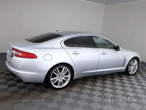Pelēks Jaguar XF 2008 Tallina, ar dzinēja tilpumu 3.00 L un nobraukumu 311 tūkst. km par 1799 €, foto 4 vietnē AUTOMOTO.COM.LV