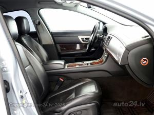 Pelēks Jaguar XF 2008 Tallina, ar dzinēja tilpumu 3.00 L un nobraukumu 311 tūkst. km par 1799 €, foto 7 vietnē AUTOMOTO.COM.LV