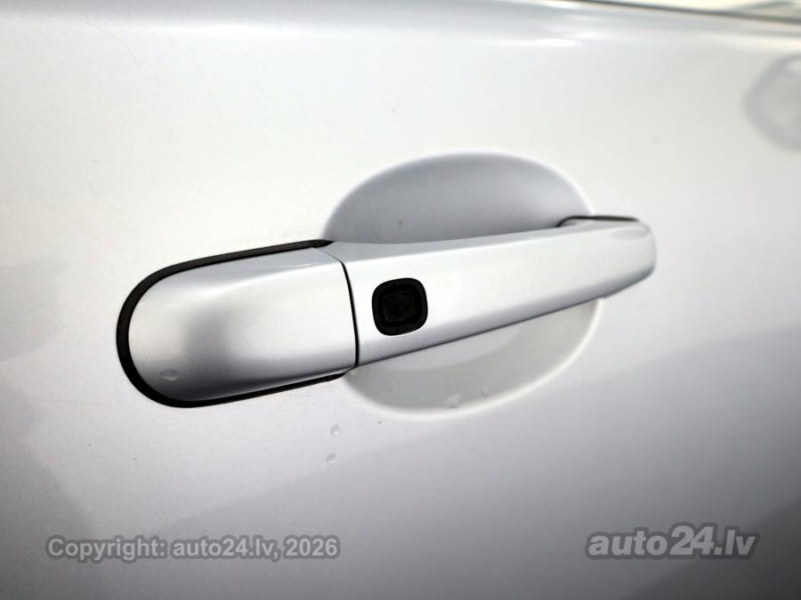 Pelēks Jaguar XF 2008 Tallina, ar dzinēja tilpumu 3.00 L un nobraukumu 311 tūkst. km par 1799 €, foto 12 vietnē AUTOMOTO.COM.LV