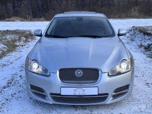 Grey Jaguar XF 2009 in Kaunas, with an engine capacity of 2.99 L and mileage of 180 thousand km for 5950 €, photo 3 on AUTOMOTO.COM.LV