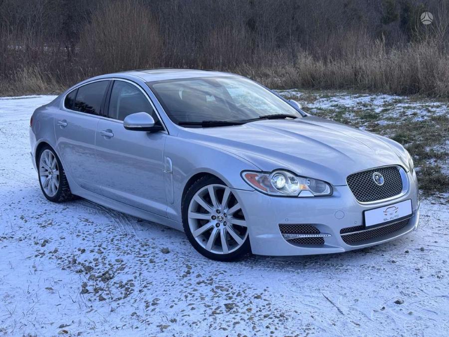 Grey Jaguar XF 2009 in Kaunas, with an engine capacity of 2.99 L and mileage of 180 thousand km for 5950 €, photo 5 on AUTOMOTO.COM.LV