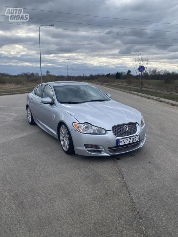 Pelēks Jaguar XF 2009 Viļņa, ar dzinēja tilpumu 3.00 L un nobraukumu 187 tūkst. km par 5700 €, foto 2 vietnē AUTOMOTO.COM.LV