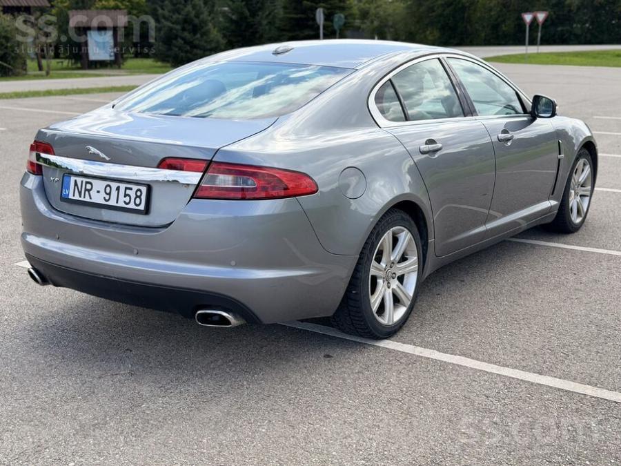 Pelēks Jaguar XF 2009 Tukums, ar dzinēja tilpumu 3.00 L un nobraukumu 290 tūkst. km par 5500 €, foto 5 vietnē AUTOMOTO.COM.LV