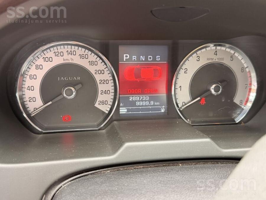 Pelēks Jaguar XF 2009 Tukums, ar dzinēja tilpumu 3.00 L un nobraukumu 290 tūkst. km par 5500 €, foto 15 vietnē AUTOMOTO.COM.LV