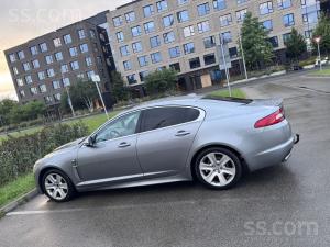 Grey Jaguar XF 2010 in Riga, with an engine capacity of 3.00 L and mileage of 350 thousand km for 3900 €, photo 5 on AUTOMOTO.COM.LV