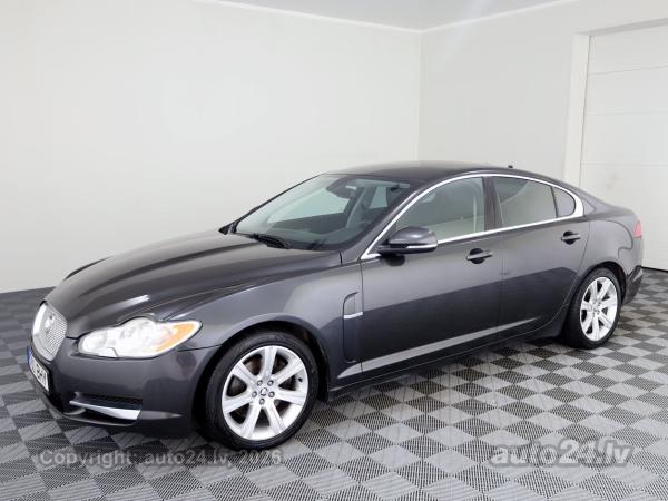 Pelēks Jaguar XF 2011 Tallina, ar dzinēja tilpumu 3.00 L un nobraukumu 233 tūkst. km par 2499 €, foto 3 vietnē AUTOMOTO.COM.LV