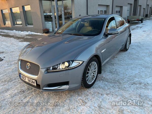 Pelēks Jaguar XF 2012 Pērnava, ar dzinēja tilpumu 2.20 L un nobraukumu 172 tūkst. km par 9800 €, foto 1 vietnē AUTOMOTO.COM.LV
