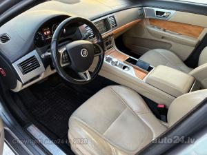 Grey Jaguar XF 2012 in Parnu, with an engine capacity of 2.20 L and mileage of 172 thousand km for 9800 €, photo 7 on AUTOMOTO.COM.LV