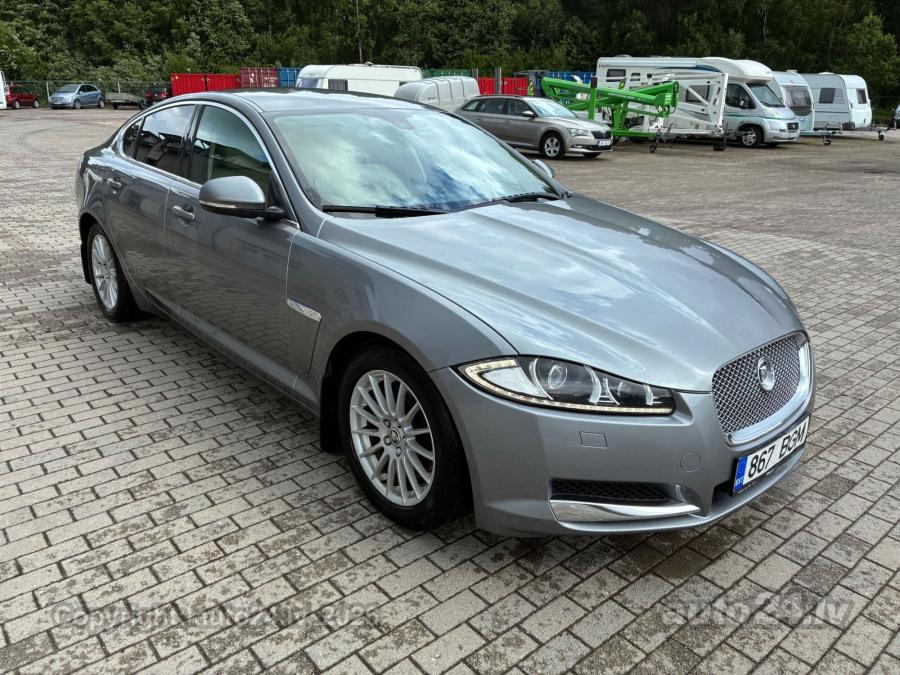 Grey Jaguar XF 2012 in Parnu, with an engine capacity of 2.20 L and mileage of 183 thousand km for 8800 €, photo 3 on AUTOMOTO.COM.LV