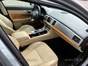 Grey Jaguar XF 2012 in Parnu, with an engine capacity of 2.20 L and mileage of 183 thousand km for 8800 €, photo 4 on AUTOMOTO.COM.LV