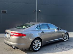 Grey Jaguar XF 2012 in Tallinn, with an engine capacity of 2.20 L and mileage of 226 thousand km for 5990 €, photo 3 on AUTOMOTO.COM.LV