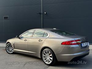 Grey Jaguar XF 2012 in Tallinn, with an engine capacity of 2.20 L and mileage of 226 thousand km for 5990 €, photo 5 on AUTOMOTO.COM.LV