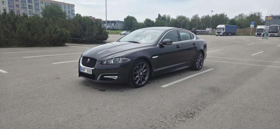 Pelēks Jaguar XF 2013 Šauļi, ar dzinēja tilpumu 2.99 L un nobraukumu 308 tūkst. km par 7200 €, foto 3 vietnē AUTOMOTO.COM.LV