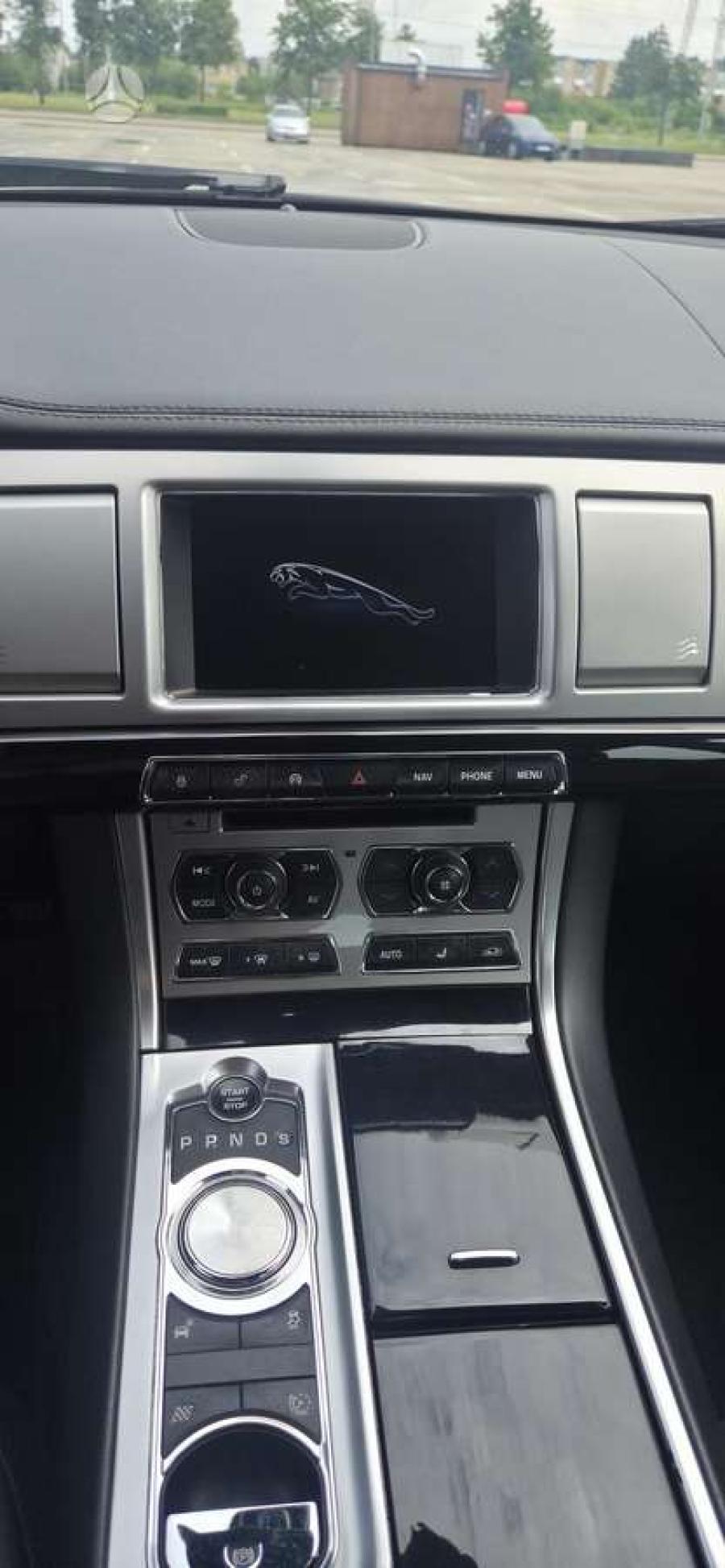 Pelēks Jaguar XF 2013 Šauļi, ar dzinēja tilpumu 2.99 L un nobraukumu 308 tūkst. km par 7200 €, foto 9 vietnē AUTOMOTO.COM.LV