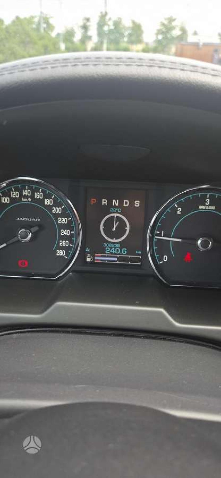 Pelēks Jaguar XF 2013 Šauļi, ar dzinēja tilpumu 2.99 L un nobraukumu 308 tūkst. km par 7200 €, foto 15 vietnē AUTOMOTO.COM.LV