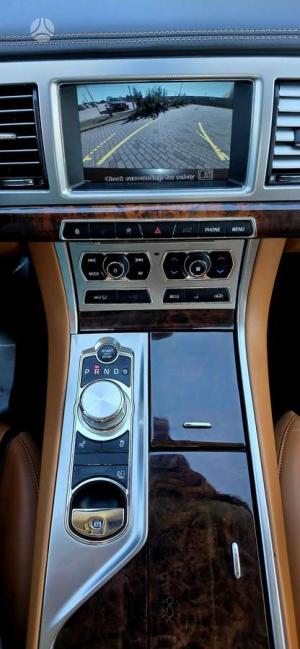 Pelēks Jaguar XF 2013 Šauļi, ar dzinēja tilpumu 2.18 L un nobraukumu 140 tūkst. km par 8650 €, foto 33 vietnē AUTOMOTO.COM.LV