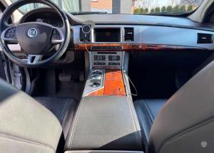 Pelēks Jaguar XF 2013 Klaipėda, ar dzinēja tilpumu 2.99 L un nobraukumu 320 tūkst. km par 4500 €, foto 4 vietnē AUTOMOTO.COM.LV