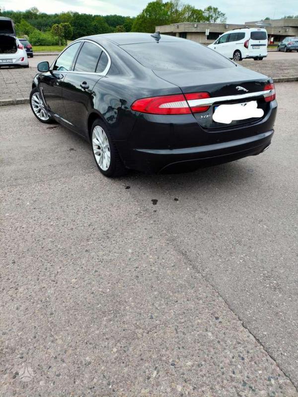 Pelēks Jaguar XF 2013 Kauņa, ar dzinēja tilpumu 2.18 L un nobraukumu 429 tūkst. km par 4700 €, foto 8 vietnē AUTOMOTO.COM.LV