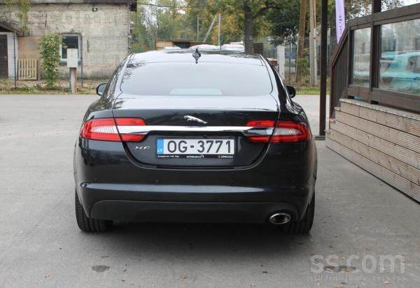 Pelēks Jaguar XF 2013 Rīga, ar dzinēja tilpumu 2.20 L un nobraukumu 0 tūkst. km par 6650 €, foto 7 vietnē AUTOMOTO.COM.LV