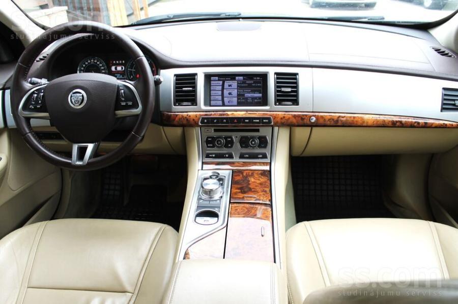 Pelēks Jaguar XF 2013 Rīga, ar dzinēja tilpumu 2.20 L un nobraukumu 0 tūkst. km par 6650 €, foto 15 vietnē AUTOMOTO.COM.LV