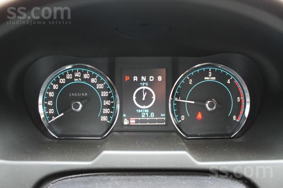 Pelēks Jaguar XF 2013 Rīga, ar dzinēja tilpumu 2.20 L un nobraukumu 0 tūkst. km par 6650 €, foto 18 vietnē AUTOMOTO.COM.LV