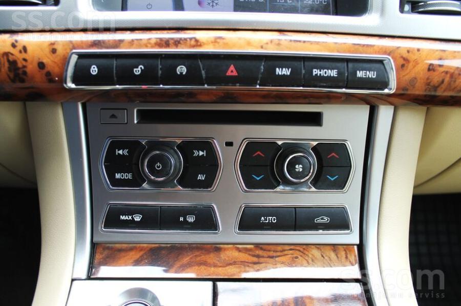 Pelēks Jaguar XF 2013 Rīga, ar dzinēja tilpumu 2.20 L un nobraukumu 0 tūkst. km par 6650 €, foto 19 vietnē AUTOMOTO.COM.LV