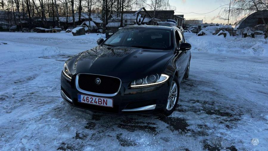 Pelēks Jaguar XF 2014 Šauļi, ar dzinēja tilpumu 2.18 L un nobraukumu 268 tūkst. km par 4950 €, foto 1 vietnē AUTOMOTO.COM.LV