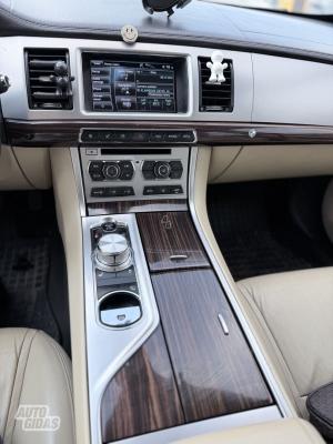 Pelēks Jaguar XF 2014 Marijampole, ar dzinēja tilpumu 2.20 L un nobraukumu 300 tūkst. km par 6250 €, foto 7 vietnē AUTOMOTO.COM.LV