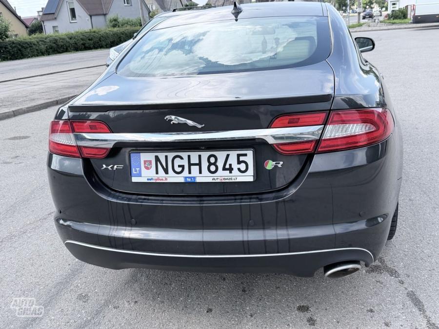 Pelēks Jaguar XF 2014 Marijampole, ar dzinēja tilpumu 2.20 L un nobraukumu 300 tūkst. km par 6250 €, foto 14 vietnē AUTOMOTO.COM.LV
