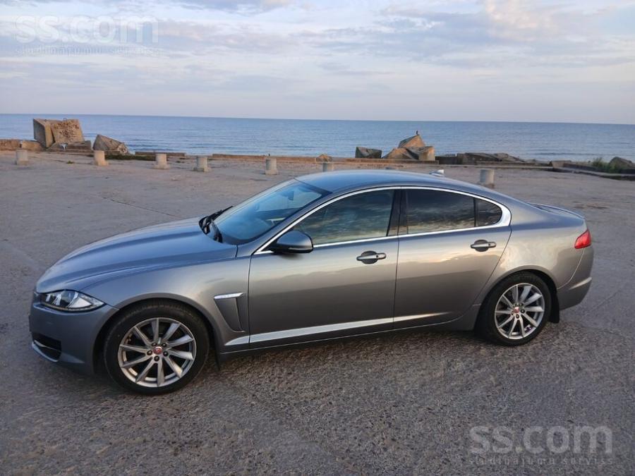 Pelēks Jaguar XF 2014 Liepāja, ar dzinēja tilpumu 2.20 L un nobraukumu 180 tūkst. km par 7200 €, foto 4 vietnē AUTOMOTO.COM.LV