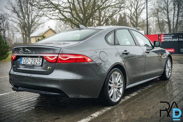 Pelēks Jaguar XF 2015 Rīga, ar dzinēja tilpumu 2.00 L un nobraukumu 300 tūkst. km par 8990 €, foto 3 vietnē AUTOMOTO.COM.LV