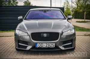 Grey Jaguar XF 2015 in Riga, with an engine capacity of 2.00 L and mileage of 0 thousand km for 7990 €, photo 3 on AUTOMOTO.COM.LV