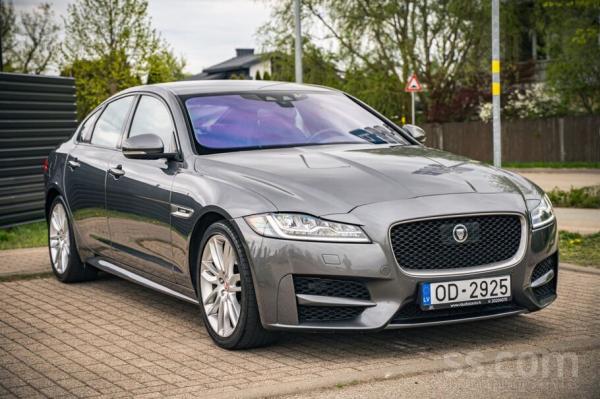 Grey Jaguar XF 2015 in Riga, with an engine capacity of 2.00 L and mileage of 0 thousand km for 7990 €, photo 3 on AUTOMOTO.COM.LV