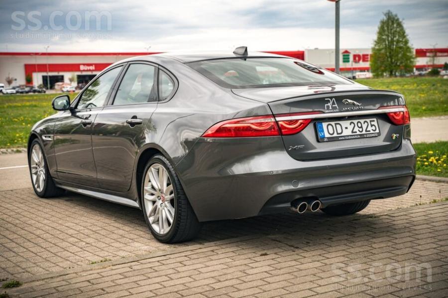 Grey Jaguar XF 2015 in Riga, with an engine capacity of 2.00 L and mileage of 0 thousand km for 7990 €, photo 7 on AUTOMOTO.COM.LV