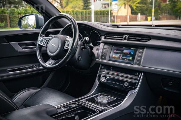 Grey Jaguar XF 2015 in Riga, with an engine capacity of 2.00 L and mileage of 0 thousand km for 7990 €, photo 7 on AUTOMOTO.COM.LV