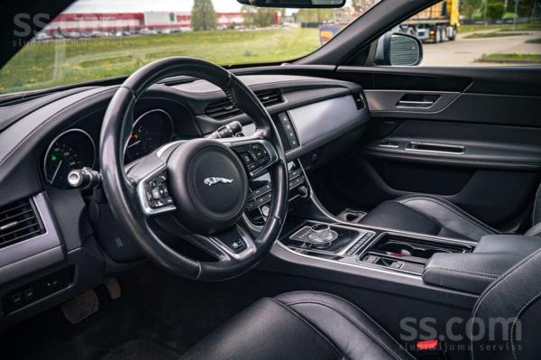 Grey Jaguar XF 2015 in Riga, with an engine capacity of 2.00 L and mileage of 0 thousand km for 7990 €, photo 8 on AUTOMOTO.COM.LV