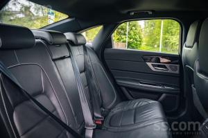 Grey Jaguar XF 2015 in Riga, with an engine capacity of 2.00 L and mileage of 0 thousand km for 7990 €, photo 10 on AUTOMOTO.COM.LV