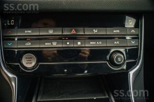 Grey Jaguar XF 2015 in Riga, with an engine capacity of 2.00 L and mileage of 0 thousand km for 7990 €, photo 17 on AUTOMOTO.COM.LV