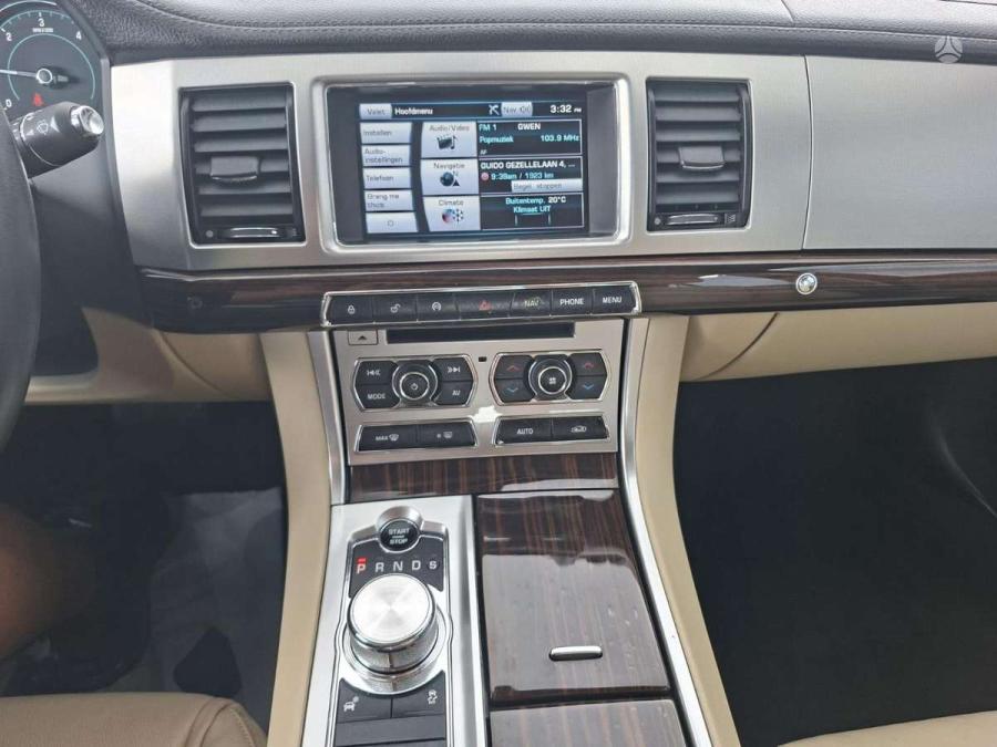 Pelēks Jaguar XF 2015 Šauļi, ar dzinēja tilpumu 2.20 L un nobraukumu 185 tūkst. km par 6990 €, foto 14 vietnē AUTOMOTO.COM.LV