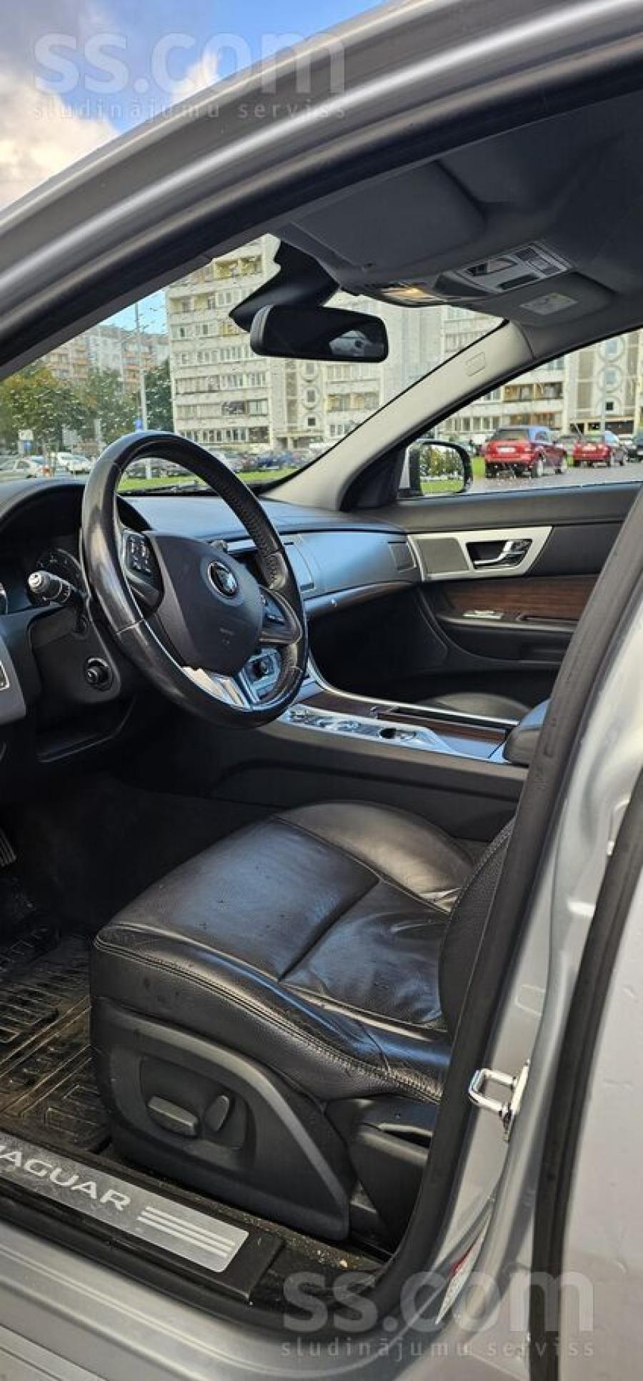Pelēks Jaguar XF 2015 Rīga, ar dzinēja tilpumu 2.20 L un nobraukumu 142 tūkst. km par 8999 €, foto 8 vietnē AUTOMOTO.COM.LV