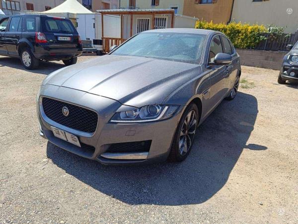Grey Jaguar XF 2016 in Panevezys, with an engine capacity of 2.00 L and mileage of 249 thousand km for 4800 €, photo 2 on AUTOMOTO.COM.LV