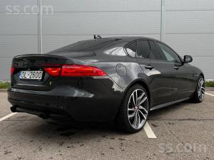 Grey Jaguar XF 2016 in Daugavpils, with an engine capacity of 3.00 L and mileage of 104 thousand km for 18500 €, photo 5 on AUTOMOTO.COM.LV