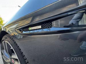 Grey Jaguar XF 2016 in Daugavpils, with an engine capacity of 3.00 L and mileage of 104 thousand km for 18500 €, photo 10 on AUTOMOTO.COM.LV
