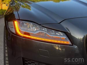 Grey Jaguar XF 2016 in Daugavpils, with an engine capacity of 3.00 L and mileage of 104 thousand km for 18500 €, photo 12 on AUTOMOTO.COM.LV