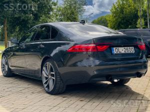 Pelēks Jaguar XF 2016 Daugavpils, ar dzinēja tilpumu 3.00 L un nobraukumu 105 tūkst. km par 17500 €, foto 19 vietnē AUTOMOTO.COM.LV