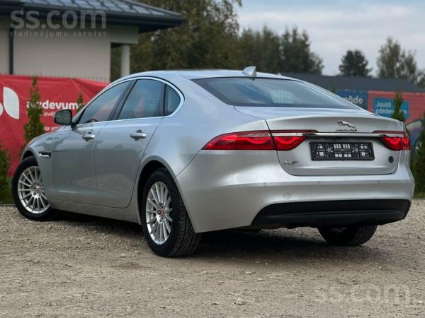 Grey Jaguar XF 2016 in Jelgava, with an engine capacity of 2.00 L and mileage of 0 thousand km for 8590 €, photo 7 on AUTOMOTO.COM.LV